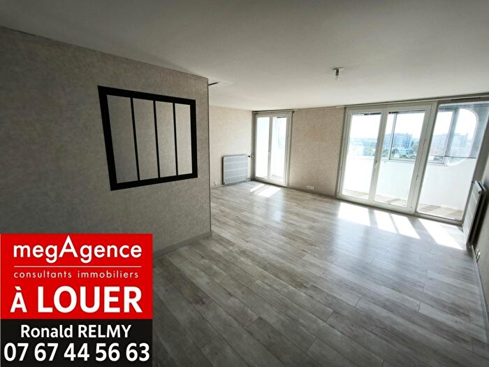 Appartement 5 pièces à louer à La Roche-sur-Yon, Pentagone, Pont-Morineau