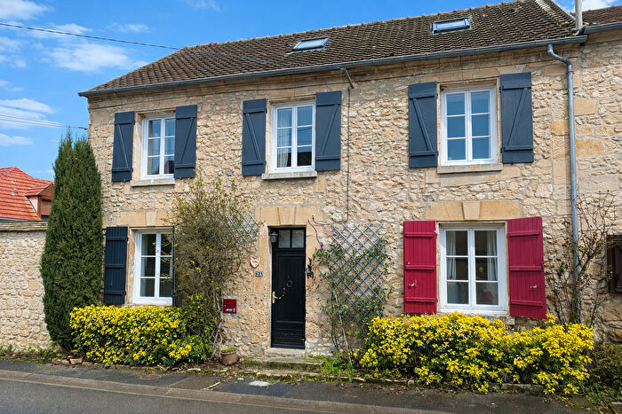 Maison à vendre - Fresnoy-la-Rivière - 5 pièces - 3 chambres