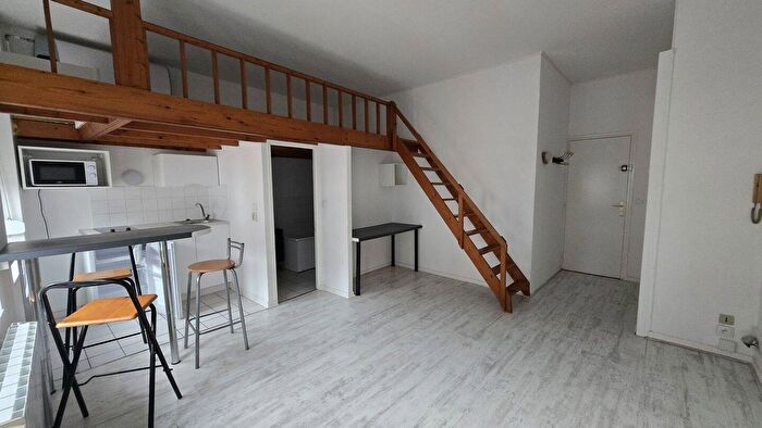 Moulins, Lille - Appartement 1 pièce à louer