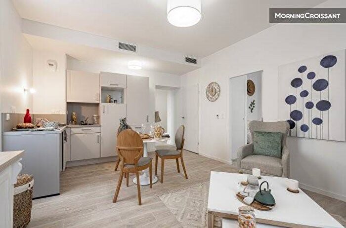 Appartement à louer - Centre Ville, Bourges - 2 pièces - 2 chambres