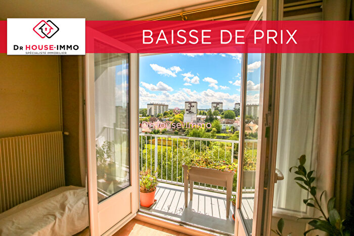 Appartement à vendre - Lucé, Centre-ville - 4 pièces - 2 chambres