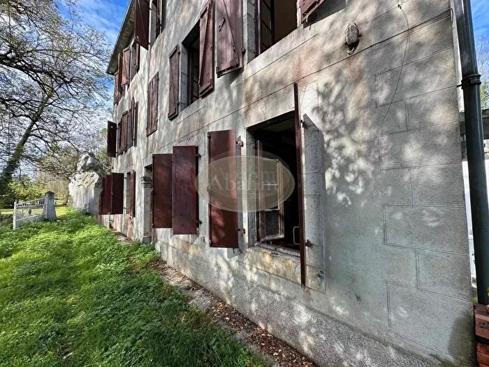 Maison à vendre - Saint-Laurent-de-Neste - 6 pièces - 4 chambres