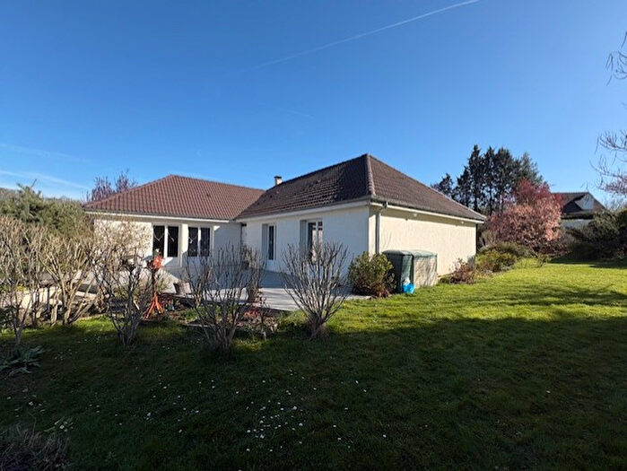 Maison à vendre - Saint-Arnoult-en-Yvelines - 7 pièces - 4 chambres