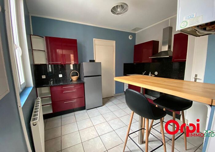 Maison à louer - Amiens, Saint-Anne, Fb Noyon - 3 pièces - 2 chambres