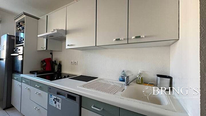 Appartement à louer - Nice, Promenade des Anglais, Rue de France - 3 pièces - 2 chambres