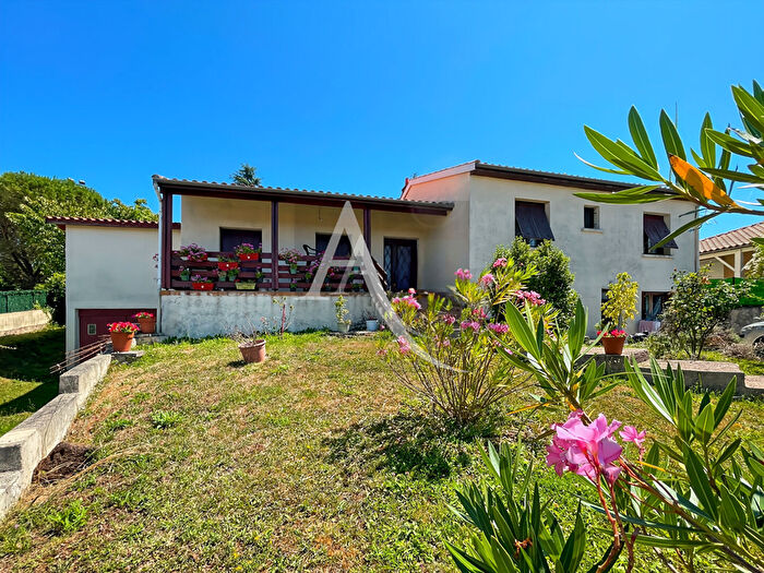 Maison à vendre - Fumel - 9 pièces - 5 chambres