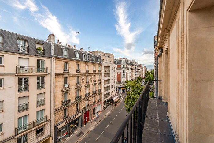 Appartement 2 pièces à vendre à Asnières-sur-Seine, Bécon, Bourguignons