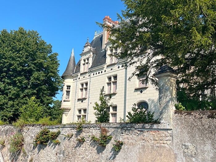 Maison 16 pièces à vendre à Noizay