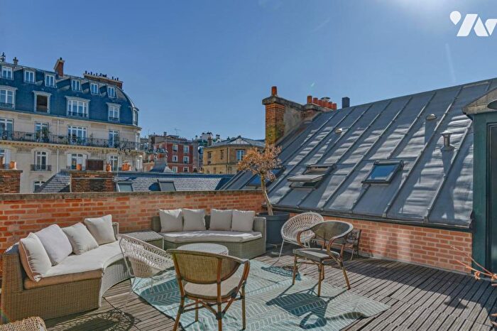 Maison 11 pièces à vendre - Paris 17ème, Legendre, Lévis