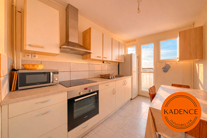 Appartement à vendre - Quartiers Nord-Ouest, Villejean - 4 pièces - 4 chambres