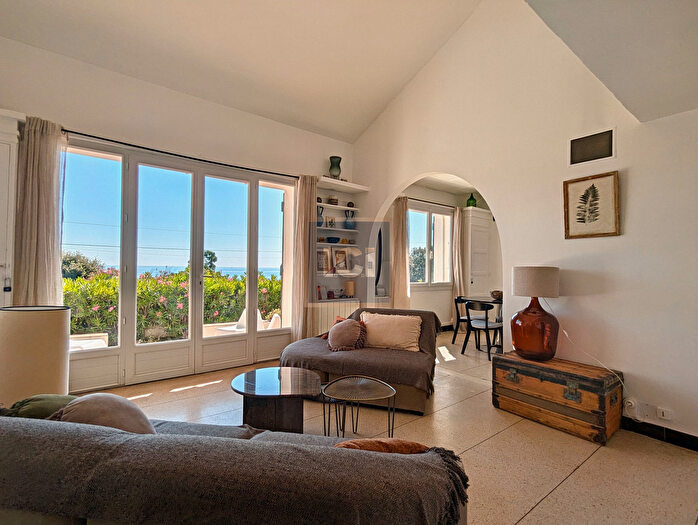 Maison à vendre - Sainte-Maxime - 4 pièces - 3 chambres