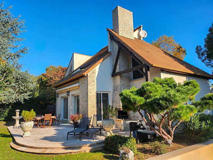 Maison à vendre - Montlhéry - 6 pièces - 4 chambres