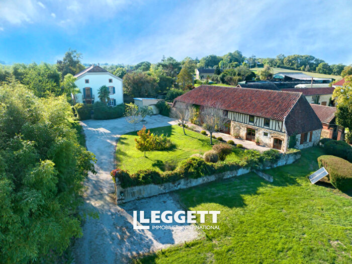 Maison à vendre - Saint-Lanne - 7 pièces - 4 chambres