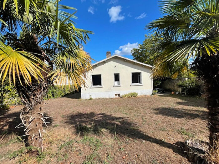 Maison à vendre - Angoulême, Saint-Cybard - 3 pièces - 2 chambres