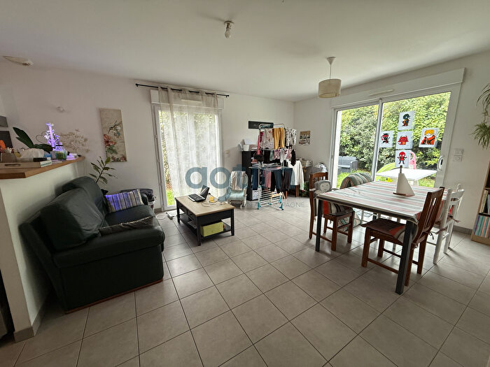 Maison à vendre - La Roche-sur-Yon, Le Bourg sous la Roche - 5 pièces - 4 chambres