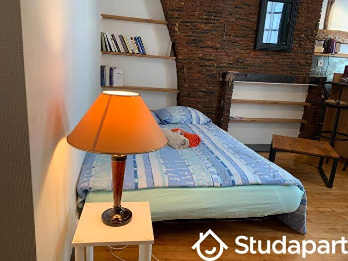 Appartement à louer - Centre-Hôtel de Ville, Limoges - 1 pièce