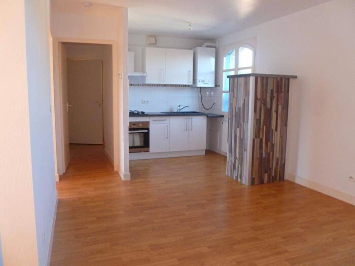 Appartement 3 pièces à Figeac, à louer