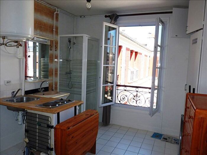 Belleville-Saint Maur, Paris 11ème arrondissement - Appartement 1 pièce à louer