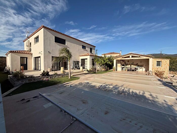 Maison à vendre - Le Bosc - 8 pièces - 4 chambres