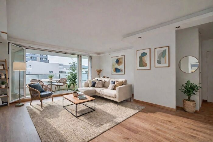 Appartement à vendre - Clichy, Berges de Seine, Beaujon - 3 pièces - 2 chambres