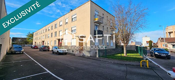 Appartement à vendre - La Chapelle-Saint-Luc, Vieille ville - 4 pièces - 3 chambres