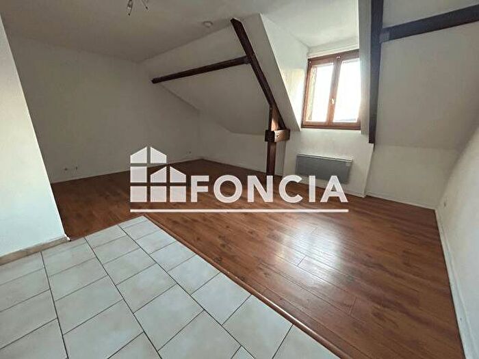 Appartement à louer - Faremoutiers - 2 pièces - 1 chambre