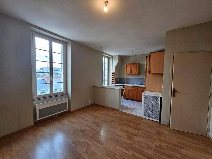 Appartement à louer - Saint Serge-Ney-Chalouère, Angers - 2 pièces