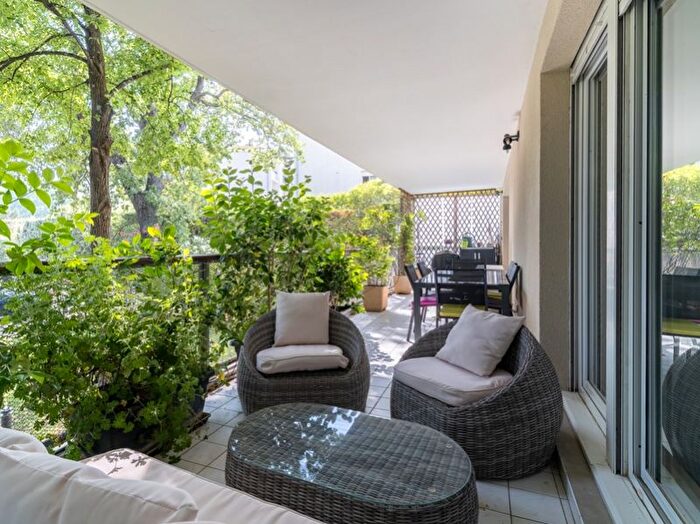 Appartement à vendre - Aix-en-Provence, Saint-Donat, Les Platanes - 3 pièces - 2 chambres