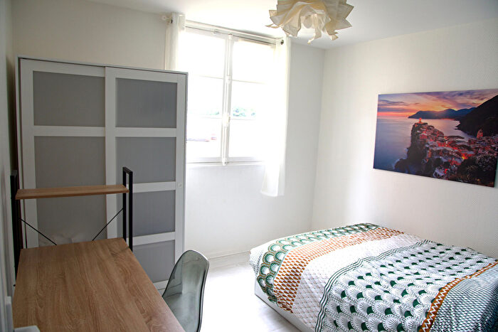 Appartement à louer - Créteil, Chenevier, Déménitroux - 1 pièce - 1 chambre