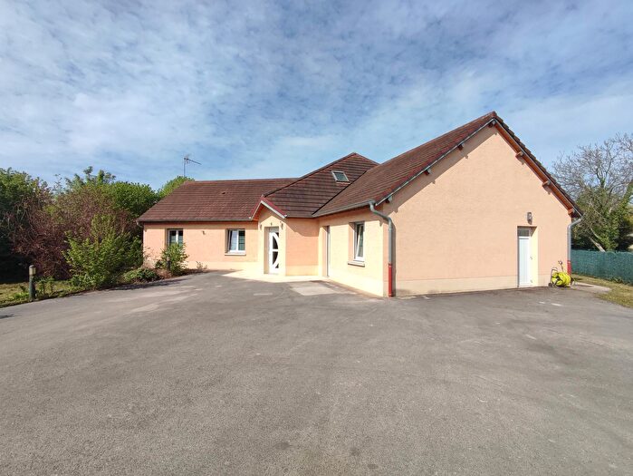 Tavaux : Maison 6 pièces à vendre