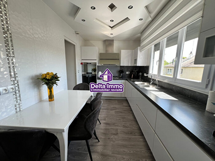 Maison à vendre - Évreux, Nétreville - 7 pièces - 4 chambres