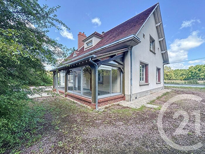 Maison à vendre - Marcilly-en-Villette - 6 pièces - 5 chambres