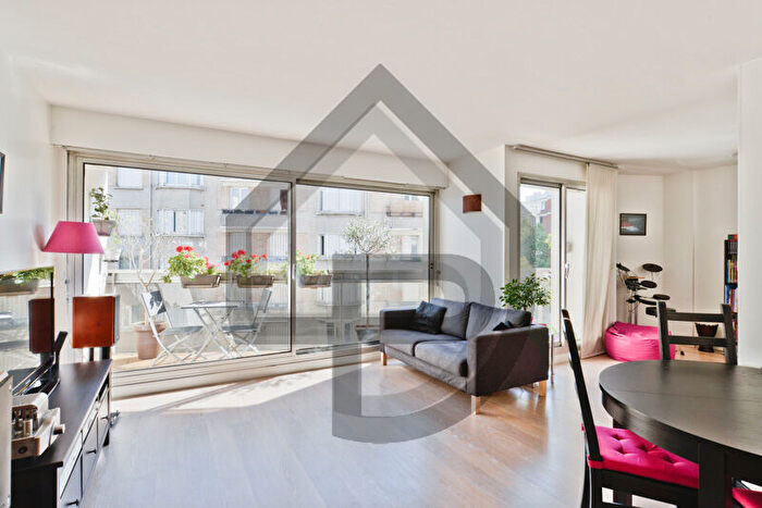 Appartement à vendre - Paris e , Danube - 4 pièces - 2 chambres