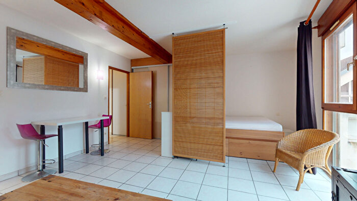 Appartement à louer - Besançon, Boucle, Chapelle des Buis - 1 pièce
