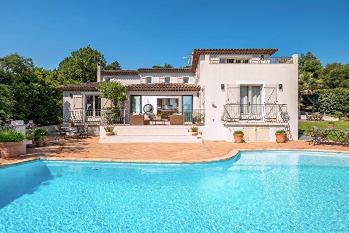Maison 6 pièces à Les Adrets-de-lEstérel, à vendre