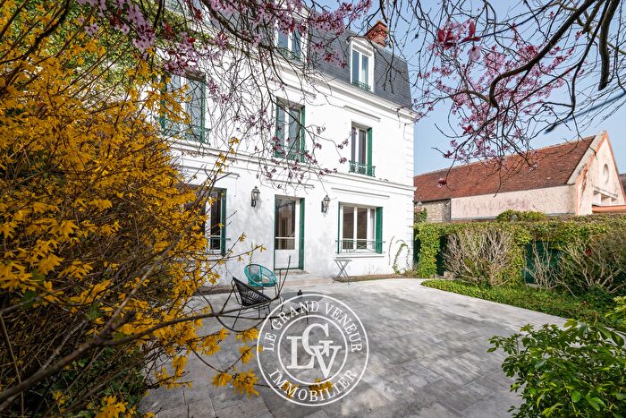 Maison à vendre - Vulaines-sur-Seine - 13 pièces - 7 chambres