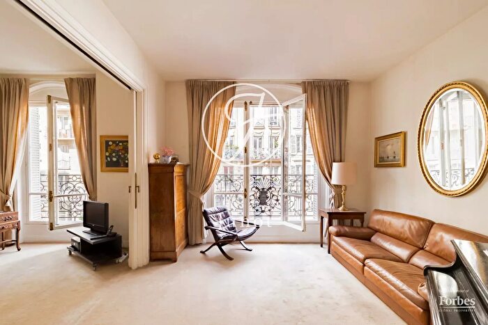 Paris 7ème, Breteuil - Appartement 5 pièces à vendre