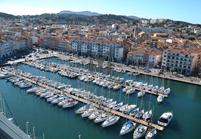 Appartement à vendre - La Seyne-sur-Mer, Nord - 4 pièces - 3 chambres