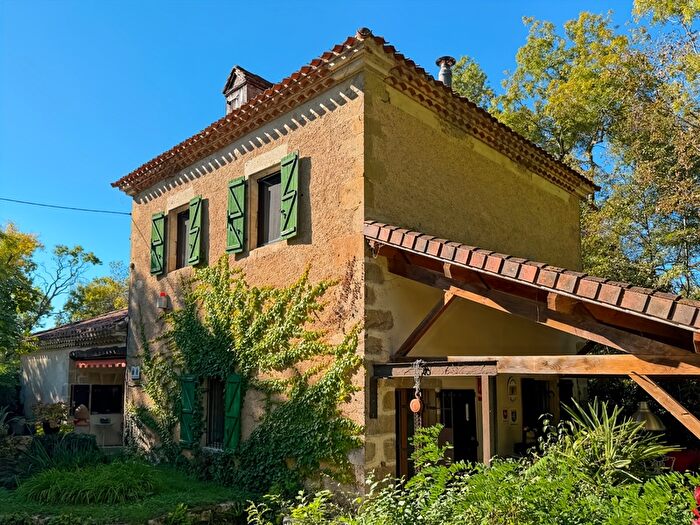 Maison à vendre - Vic-Fezensac - 5 pièces - 2 chambres