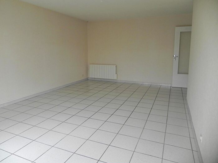 Appartement à louer - Millau, Jean Jaurès - 4 pièces - 3 chambres