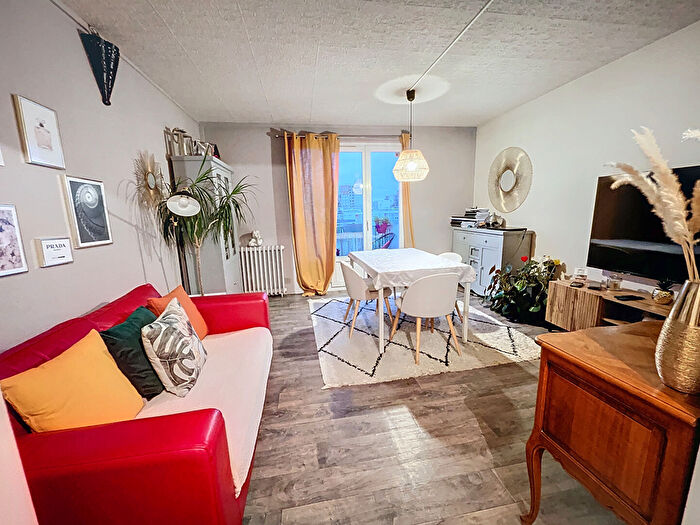 Rueil-Malmaison, Mazurieres : Appartement 3 pièces à vendre