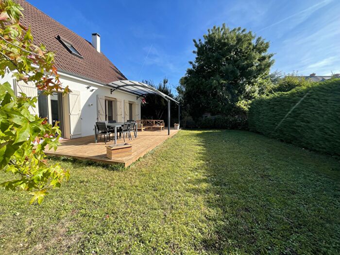 Saint-Jean-le-Blanc : Maison 7 pièces à vendre