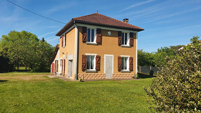 Maison à vendre - Hagetmau - 5 pièces - 4 chambres