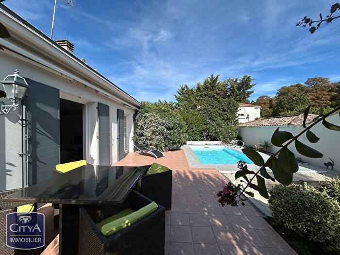 Maison 7 pièces à vendre à La Rochelle, Saint-Eloi, Rompsay