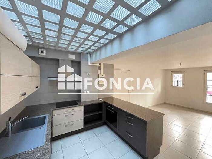 Appartement à louer - Sainte Catherine, Villeneuve-sur-Lot - 2 pièces - 1 chambre