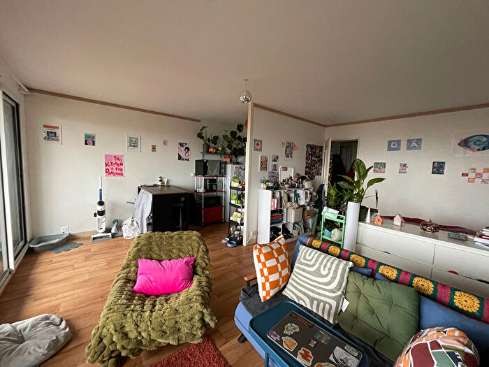 Appartement à vendre - Quartiers Ouest, Bourg lEvesque - 1 pièce