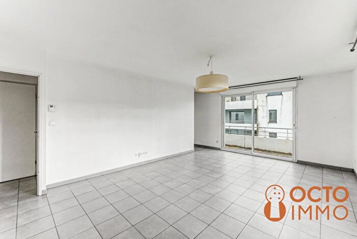 Appartement à louer - Toulouse, LOrmeau, La Terrasse, La Grande Plaine - 3 pièces - 2 chambres