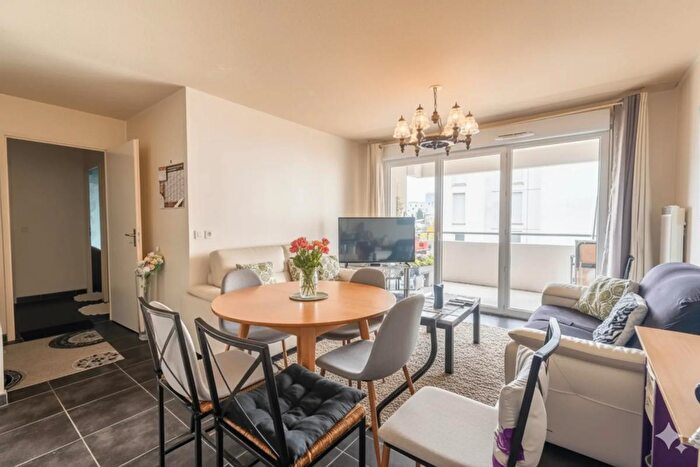 Appartement à vendre - Lormont, La Ramade - 3 pièces - 2 chambres