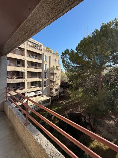 Appartement à louer - Marseille ème arrondissement - 2 pièces - 1 chambre