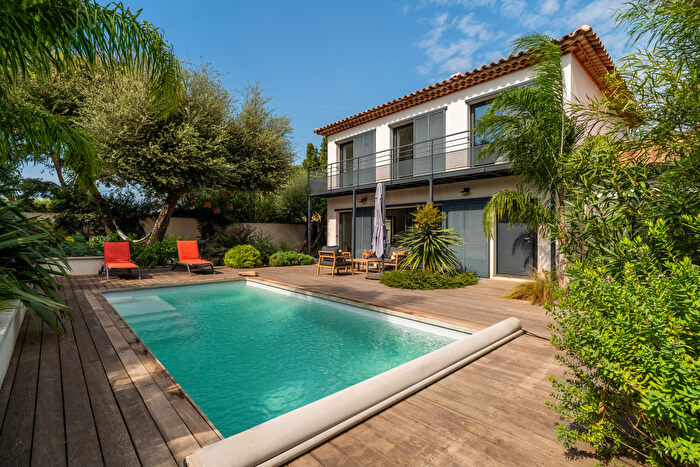 Maison 7 pièces à vendre - Six-Fours-les-Plages, Roumagnan, Talian, Audibert, Verger